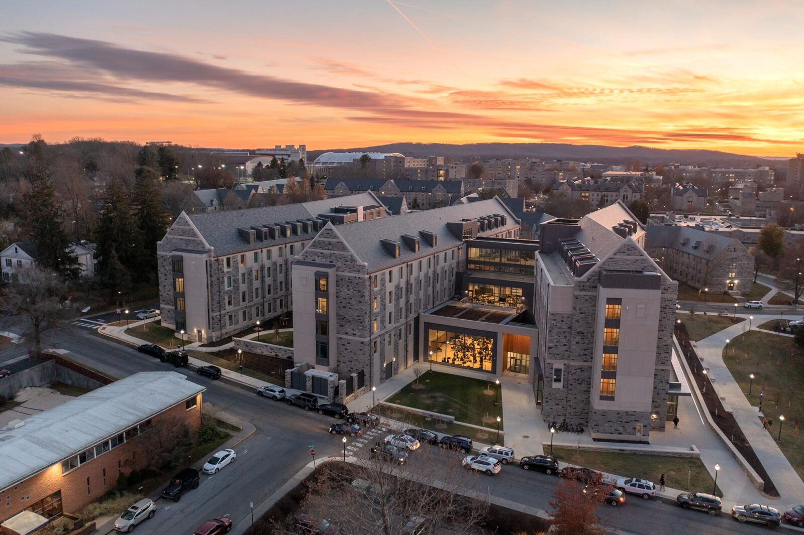 Virginia Polytechnic Institute and State University Creativity and ...